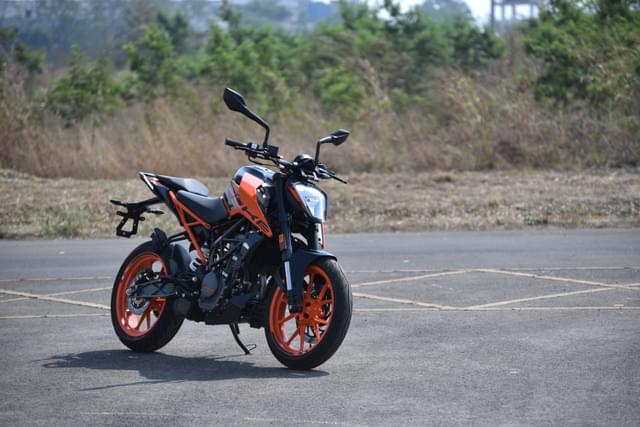 KTM 200 Duke Mileage – 200 Duke Petrol & Diesel Mileage | Autocar India